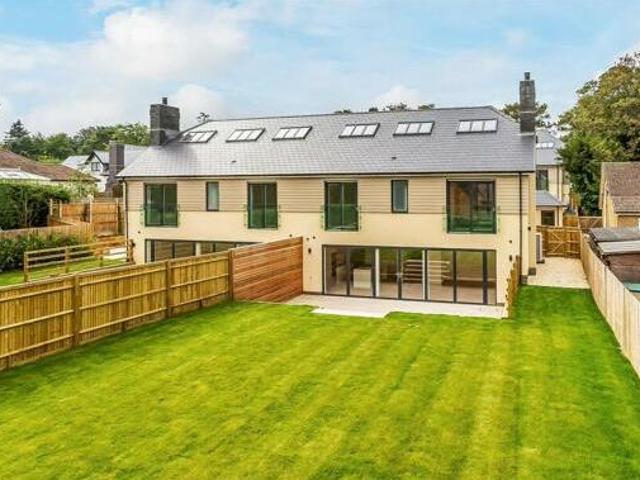 6 Bedroom Semi detached House For Sale In Fetcham
