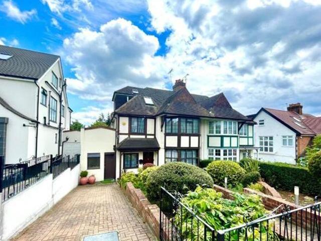 6 Bedroom Semi detached House For Sale In Golders Green