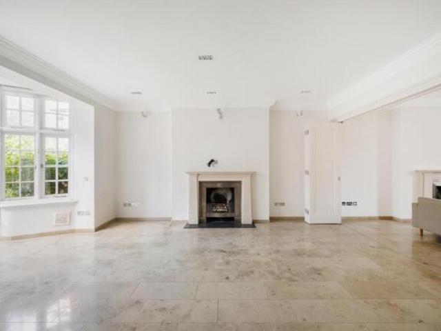 6 bedroom semi detached house for sale in Hamilton Terrace, St John's Wood NW8