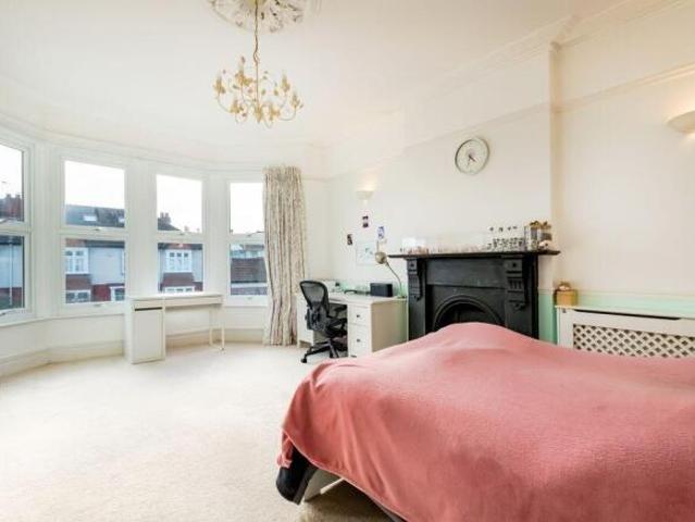 6 bedroom semi detached house for sale in Howard Road | Westbury Park, BS6