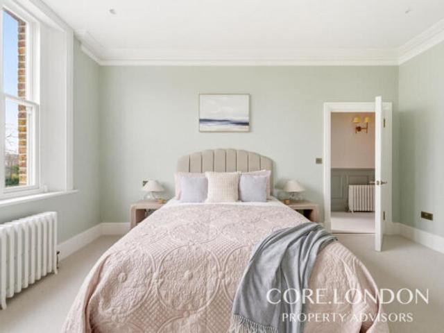 6 bedroom semi detached house for sale in Inglis Road, London, W5