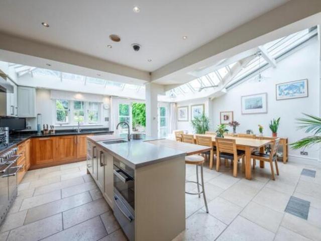 6 bedroom semi detached house for sale in Kenilworth Avenue, London SW19