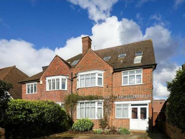 6 Bedroom Semi detached House For Sale In London