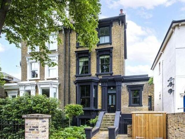 6 Bedroom Semi detached House For Sale In London