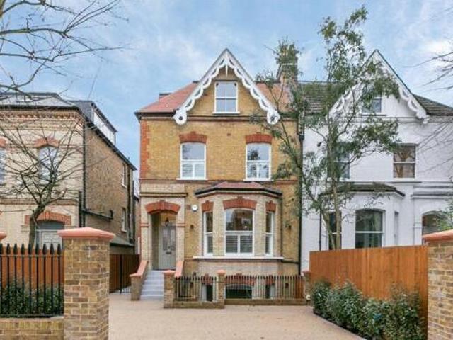 6 Bedroom Semi detached House For Sale In London