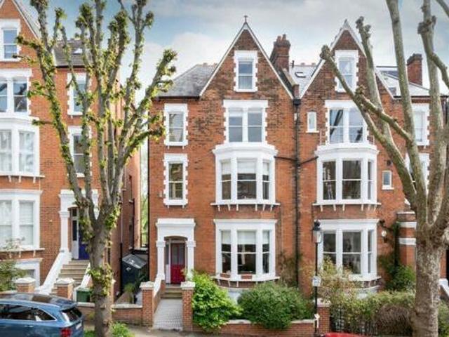 6 Bedroom Semi detached House For Sale In London