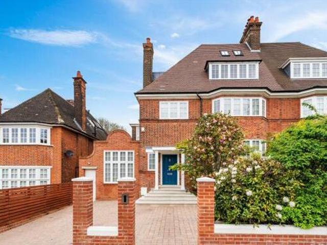 6 Bedroom Semi detached House For Sale In London