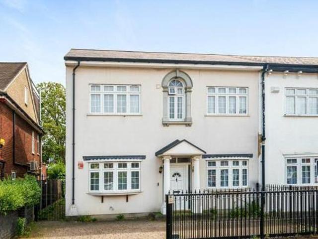 6 Bedroom Semi detached House For Sale In London