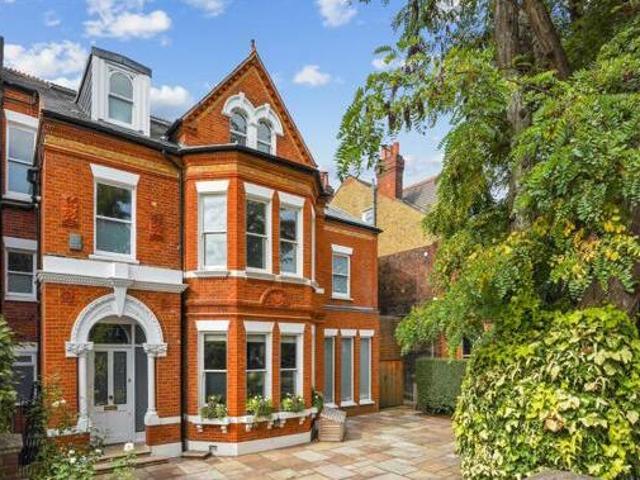6 Bedroom Semi detached House For Sale In London