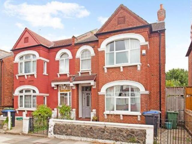 6 Bedroom Semi detached House For Sale In London