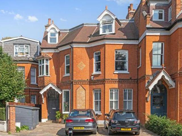 6 Bedroom Semi detached House For Sale In London