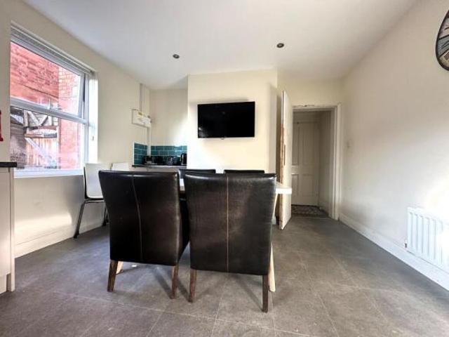 6 bedroom semi detached house for sale in Park End Road, Gloucester, GL1