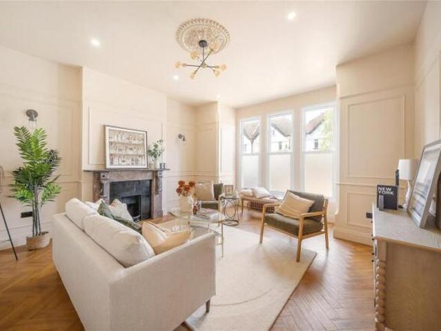 6 bedroom semi detached house for sale in Queens Road, Beckenham, BR3