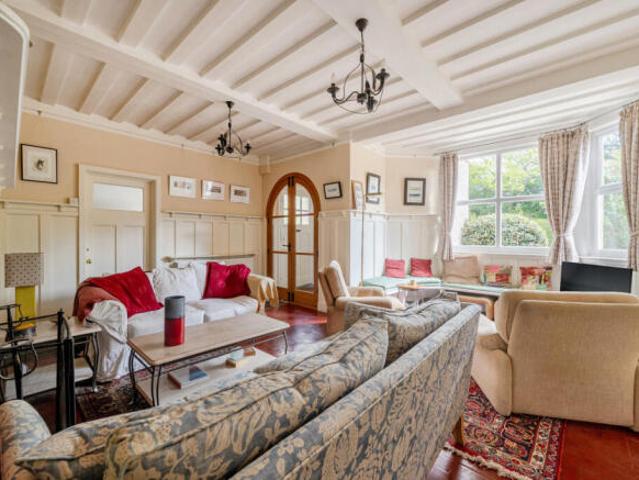 6 bedroom semi detached house for sale in Shinfield Road, Reading, Berkshire, RG2