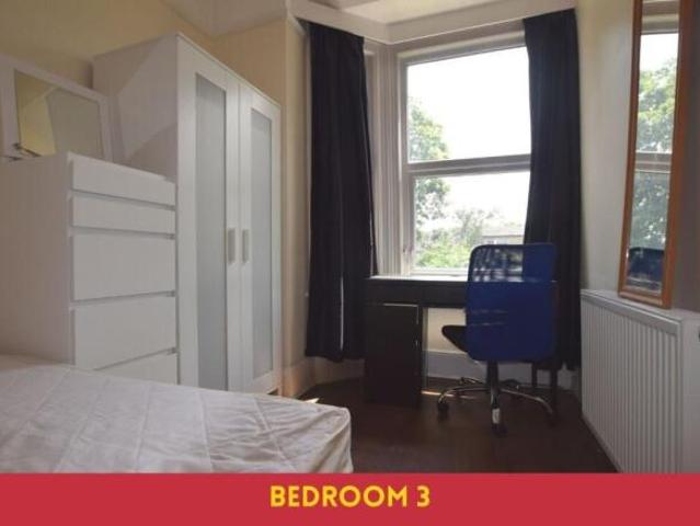 6 bedroom semi detached house for rent in 6 Bedroom Student Home 113 Sturry Road, CT1