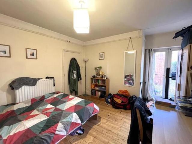6 bedroom semi detached house for rent in Windmill Road, Headington, Oxford, OX3
