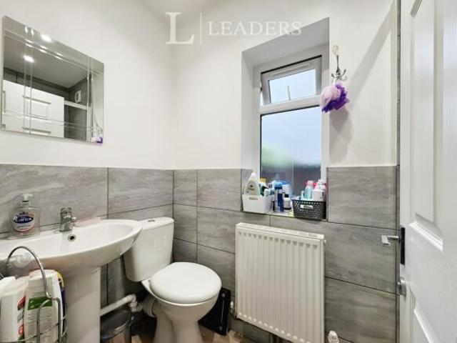 6 bedroom semi detached house for rent in Wilberforce Road, NR5