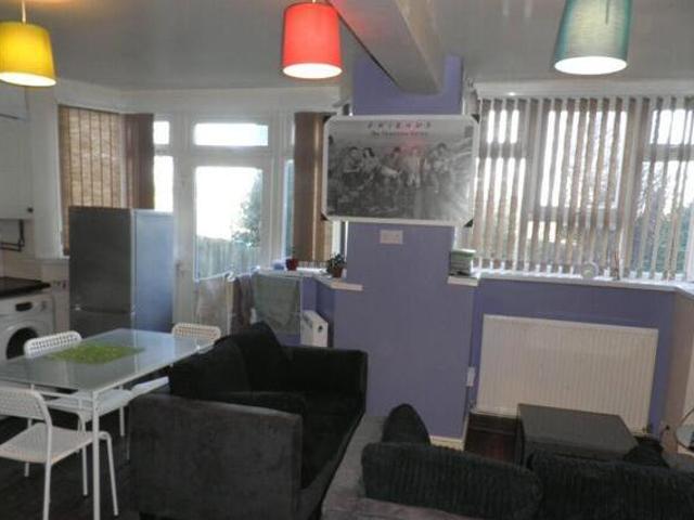 6 Bedroom Semi detached House For Rent In Birmingham