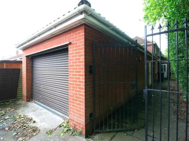 6 bedroom semi detached house for rent in Colman Road, Norwich, Norfolk, NR4