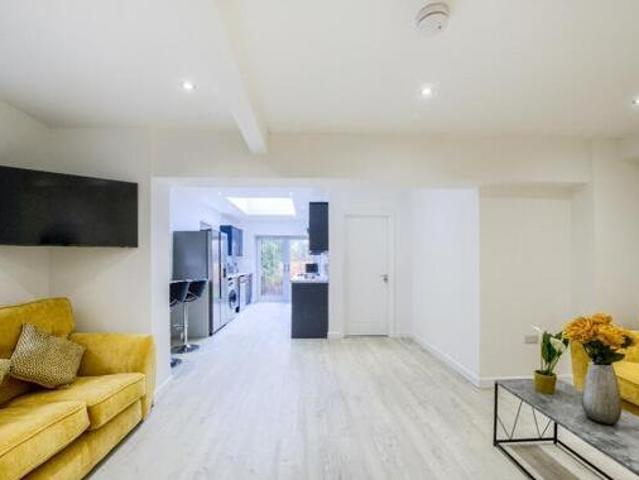 6 Bedroom Semi detached House For Rent In Coventry, West Midlands