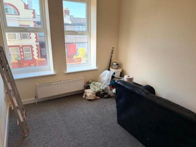 6 bedroom semi detached house for rent in Davis Street, Bristol, BS11