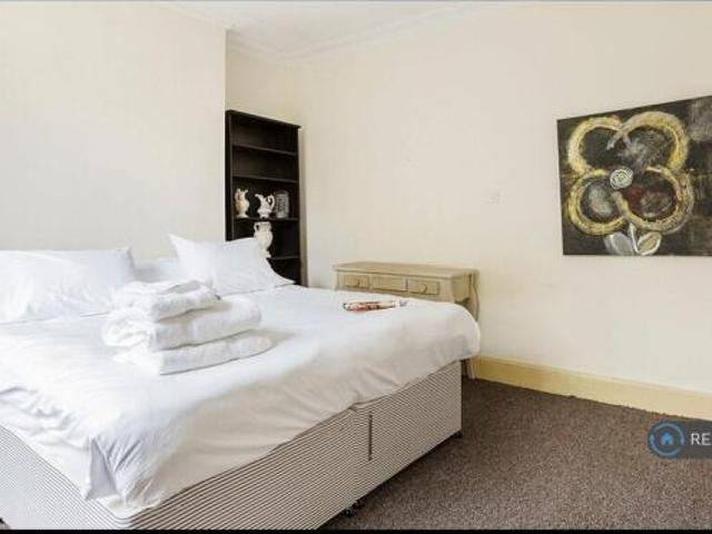 6 bedroom semi detached house for rent in Edge Lane, Edge Hill, Liverpool, L7