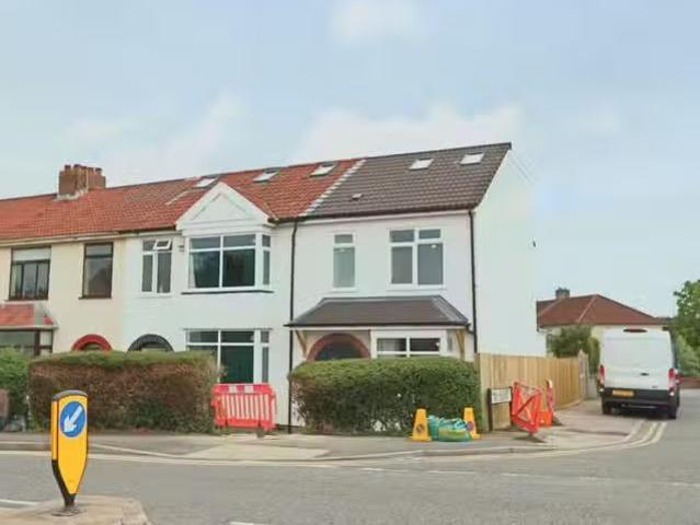 6 bedroom semi detached house for rent in Filton Avenue, Filto.