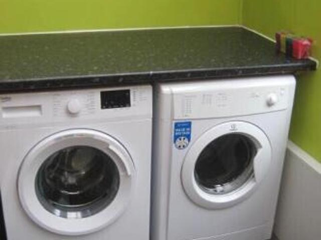 6 bedroom semi detached house for rent in Foxley Close, NR5