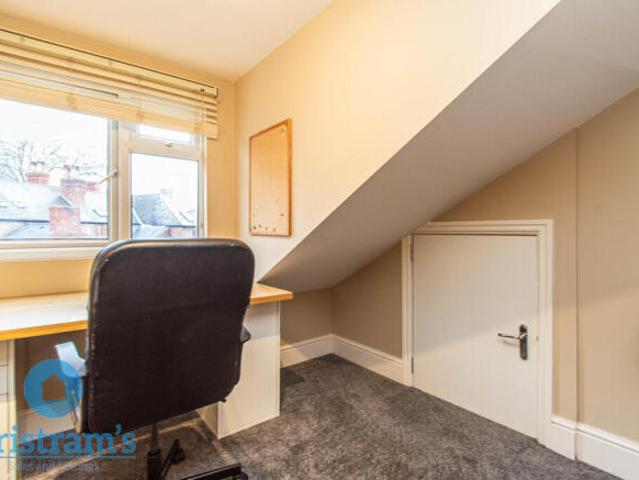 6 bedroom semi detached house for rent in Hungerton Street, Lenton, NG7