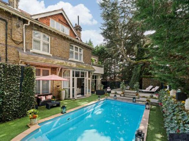 6 Bedroom Semi detached House For Rent In London
