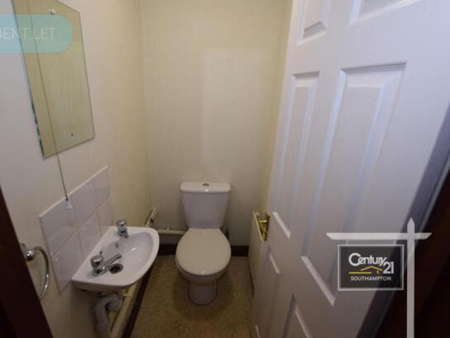 6 bedroom semi detached house for rent in |Ref: R152081|, Wilton Avenue, SOUTHAMPTON, SO15 2HB, SO15