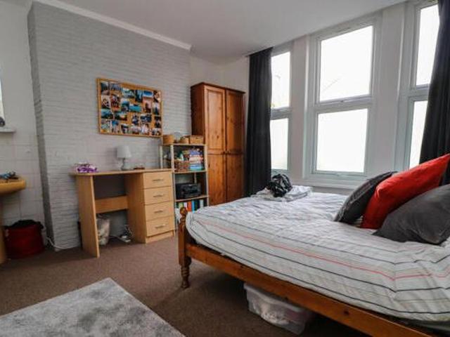 6 Bedroom Semi detached House For Rent In Southampton
