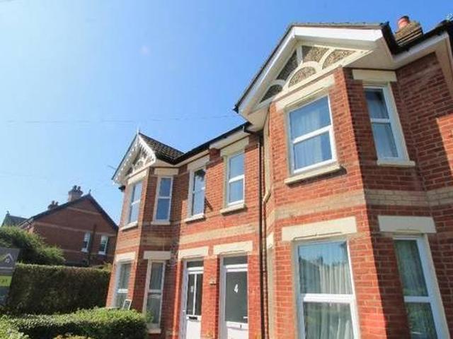 6 bedroom semidetached house for rent in Osborne Road WINTON Bournemouth Dorset BH9