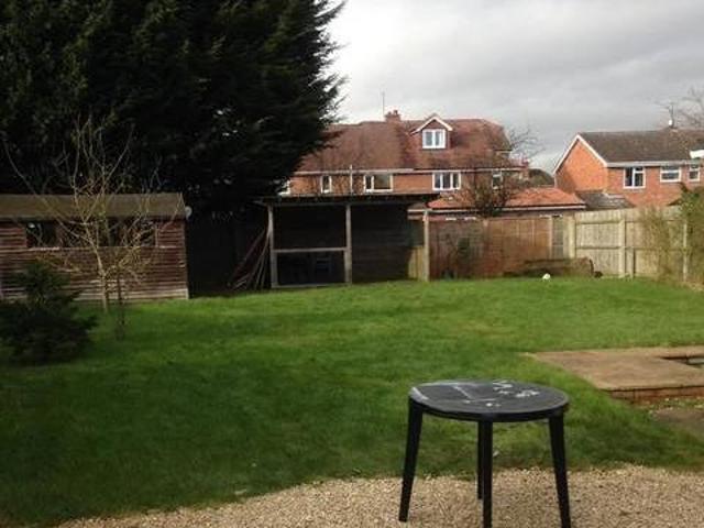 6 bedroom semidetached house for rent in Blenheim Road Worcester Worcestershire WR2
