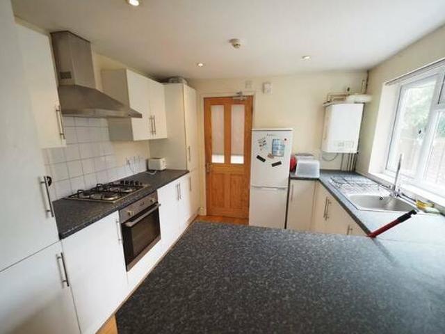 6 bedroom semidetached house for rent in Egham HillEghamTW20
