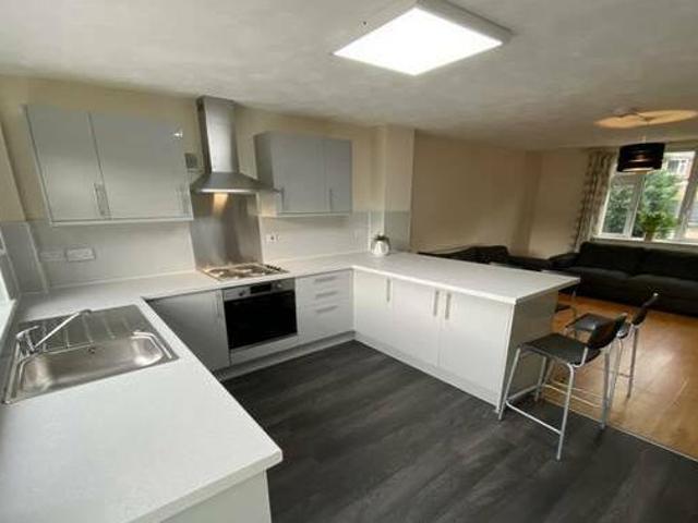 6 bedroom semidetached house for rent in Salisbury Street Beeston NG9 2EQ NG9
