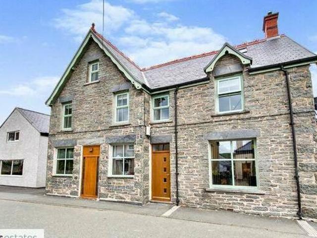 6 bedroom semidetached house for sale in Cerrigydrudion LL21