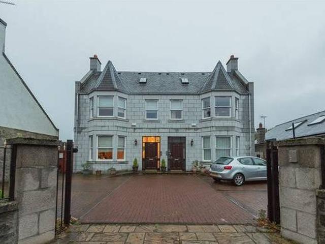 6 bedroom semidetached house for sale in Queens Road Aberdeen AB15