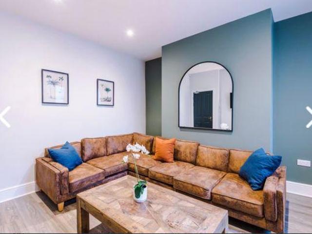 6 Bedroom Shared Living/roommate Lancashire England 90559131