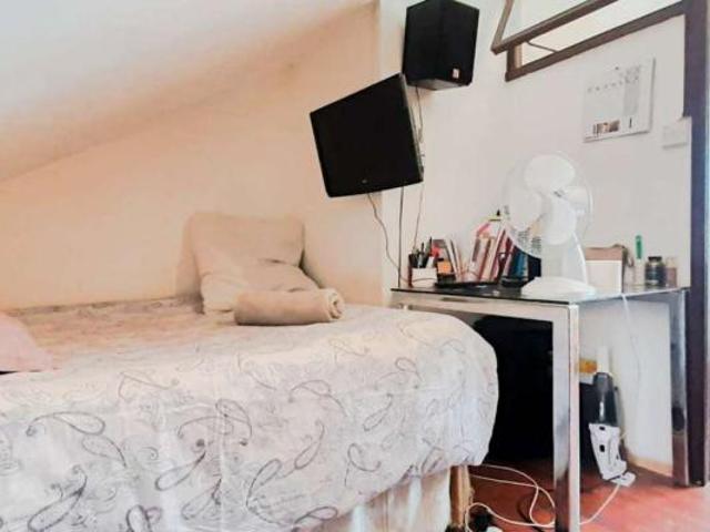 6 Bedroom Shared Living/roommate London London 101670868