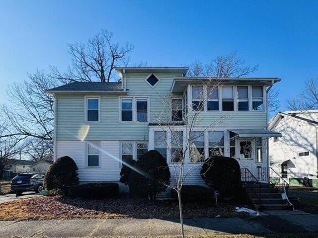 6 bedroom, Springfield MA 01104 102343883