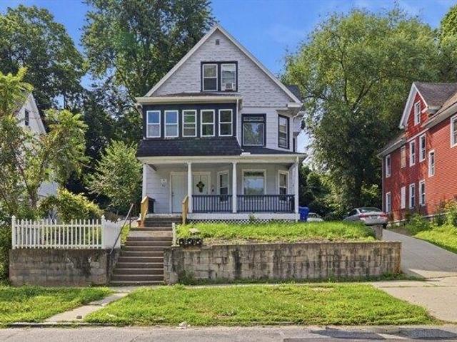 6 bedroom, Springfield MA 01108 105061351