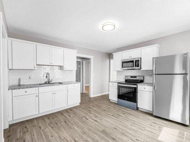 6 bedroom, Springfield MA 01108 103887615