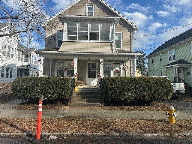 6 bedroom, Springfield MA 01108 LS102371564