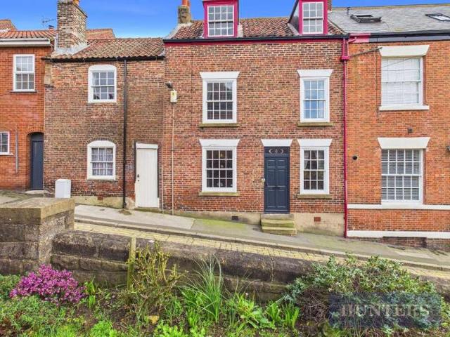 6 Bedroom Studio Flat