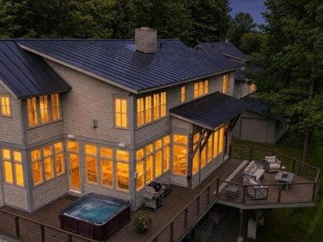 6 bedroom, Stowe VT 05672 104687515