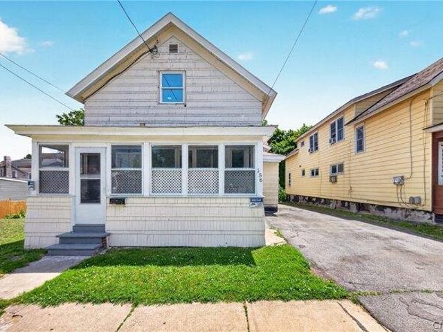 6 bedroom, Syracuse NY 13208 104902078