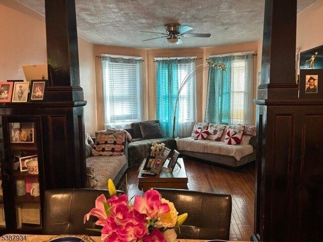 6 bedroom, Paterson NJ 07501 LS101799463