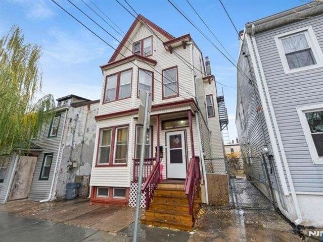 6 bedroom, Paterson NJ 07501 LS101801991