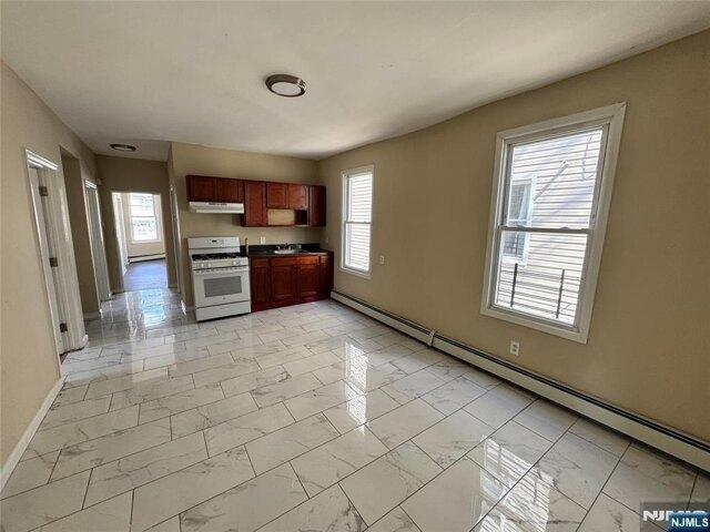 6 bedroom, Paterson NJ 07522 105123592